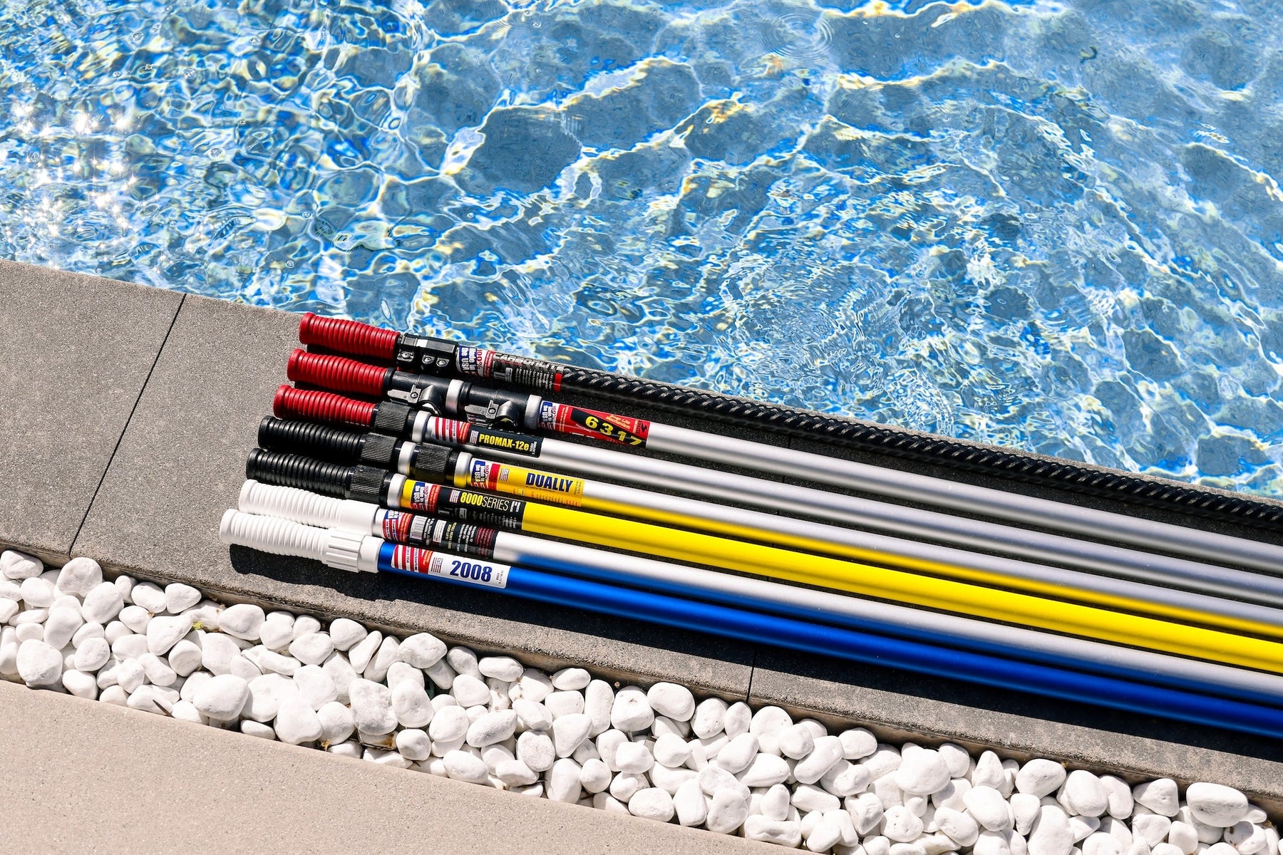 How to Buy Pool Poles: A Guide from Skimlite